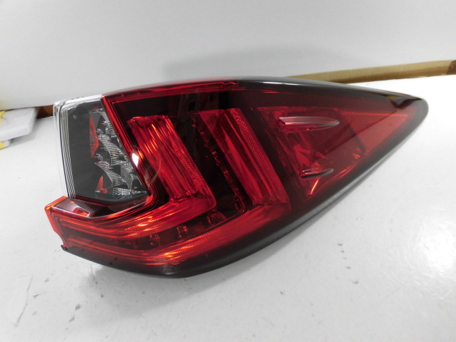 M22-6-2 RX 200t AGL20W AGL25WbGYL20W GYL25W 前期 48-175 48-186(テールライト)｜売買されたオークション情報、yahooの商品情報を ...