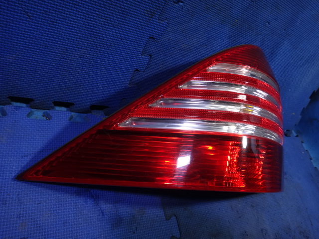 メルセデス ベンツ W220 S320 S350 S500 等 純正 左 テール レンズ ライト ランプ 品番 2208200864 0729 ...