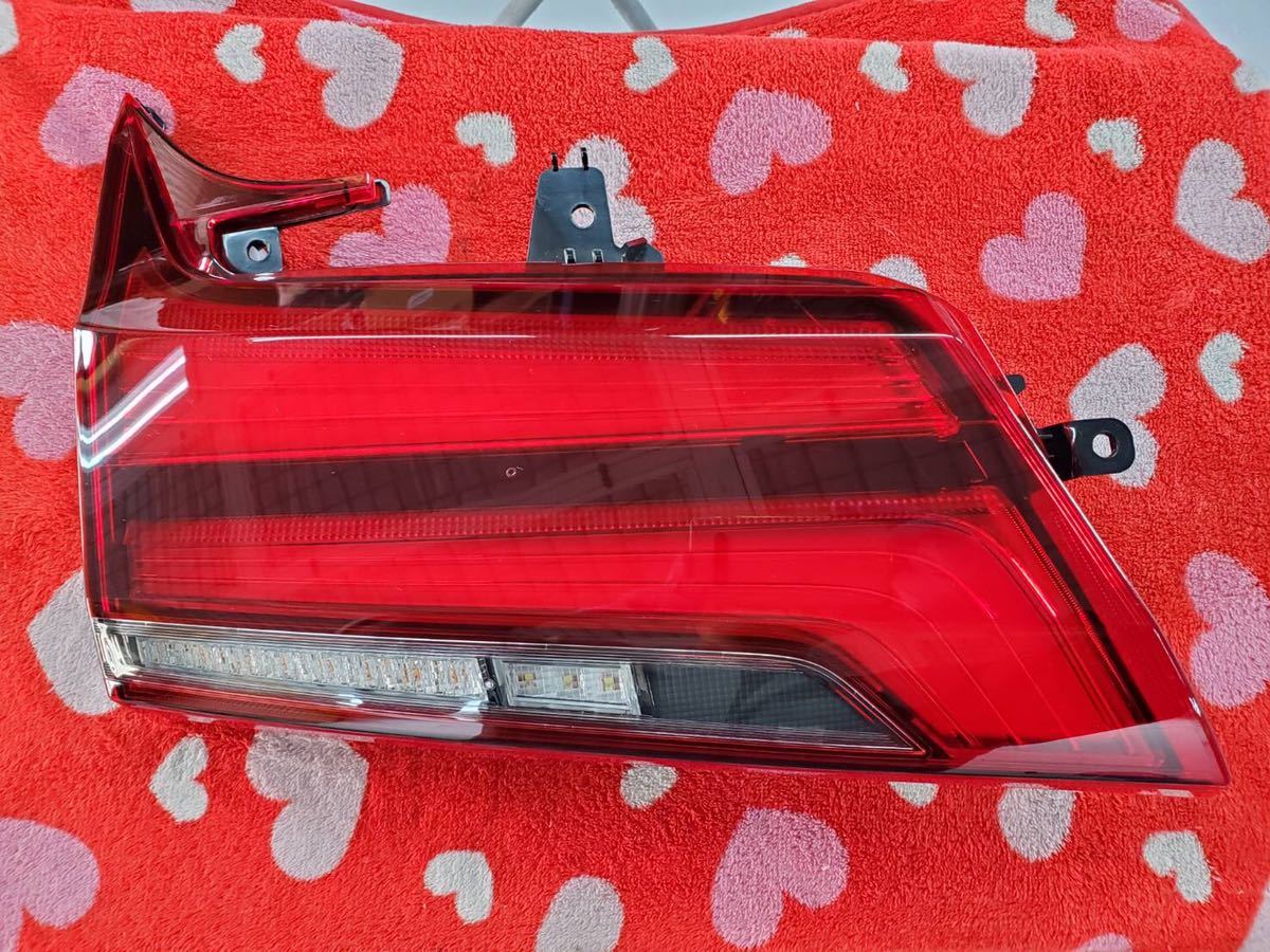 トヨタ アルファード 左テールランプ AGH30W AGH35W GGH30W(テールライト)｜売買されたオークション情報、yahooの商品 ...
