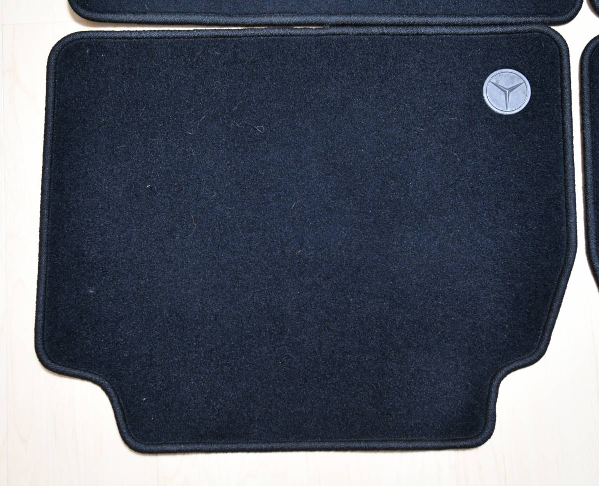 メルセデスベンツ W124 左ハンドル用 純正フロアマット E220 E320 E400 500E E500(メルセデス・ベンツ用)｜売買されたオークション情報、yahooの商品情報を ...
