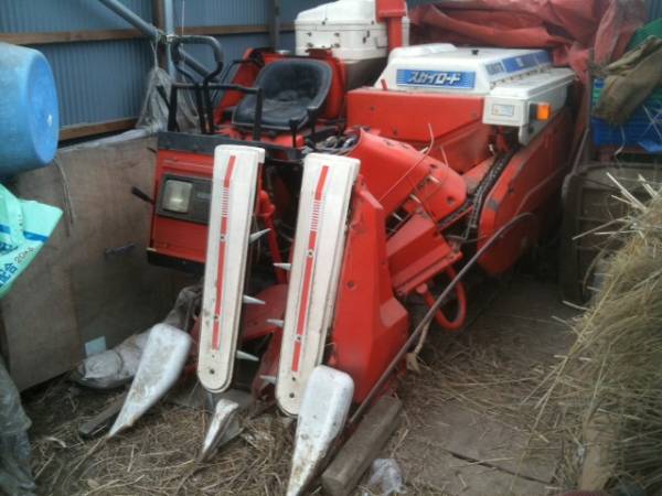 KUBOTAクボタ RX1100-w コンバイン 実働(車体)｜売買されたオークション情報、yahooの商品情報をアーカイブ公開 ...