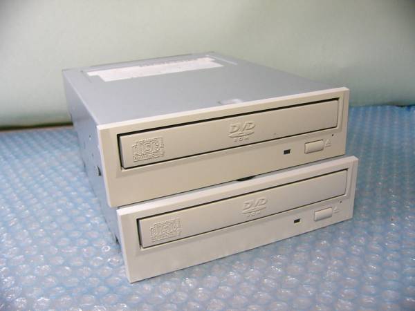 7tt 東芝 SD-R1412 コンボドライブ DVD-ROM CD-RW 2台セット(DVD-ROMドライブ)｜売買されたオークション情報 ...