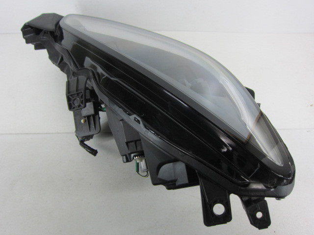 86B+P3 トヨタ 3BA-ZN8 GR86 純正 右ヘッドライト LED ヘッドランプ KOITO 100-6046H R ブラケット付属 ...