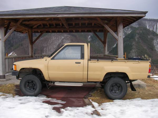 85年型 YN60 HILUX ハイラックス 4WD 車検24年2月(ハイラックス)｜売買されたオークション情報、yahooの商品情報を ...