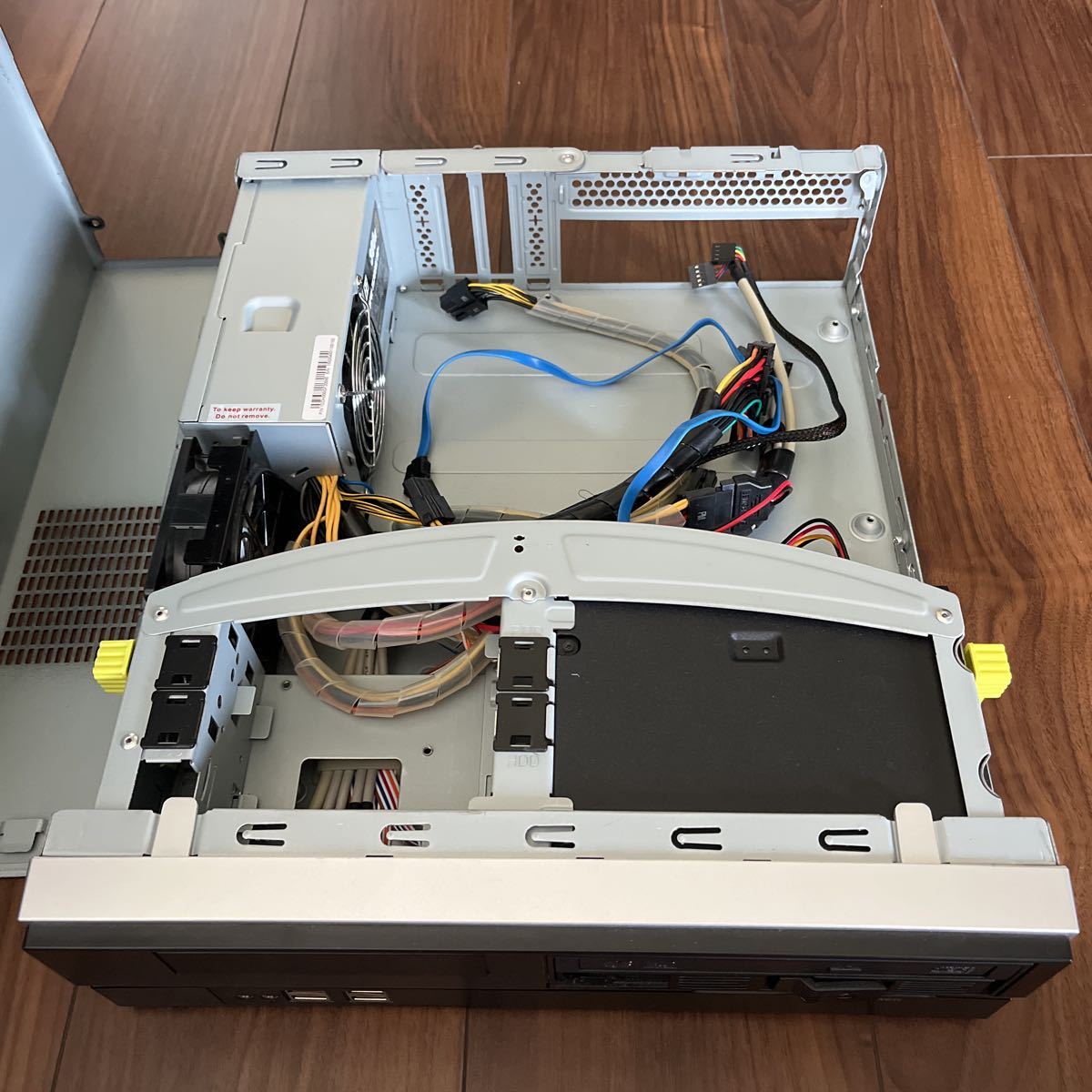 PCケース INWIN インウィン 産業用PC IW-BL672 E Black MicroATX＋玄人志向 80Plus Gold 300W ...