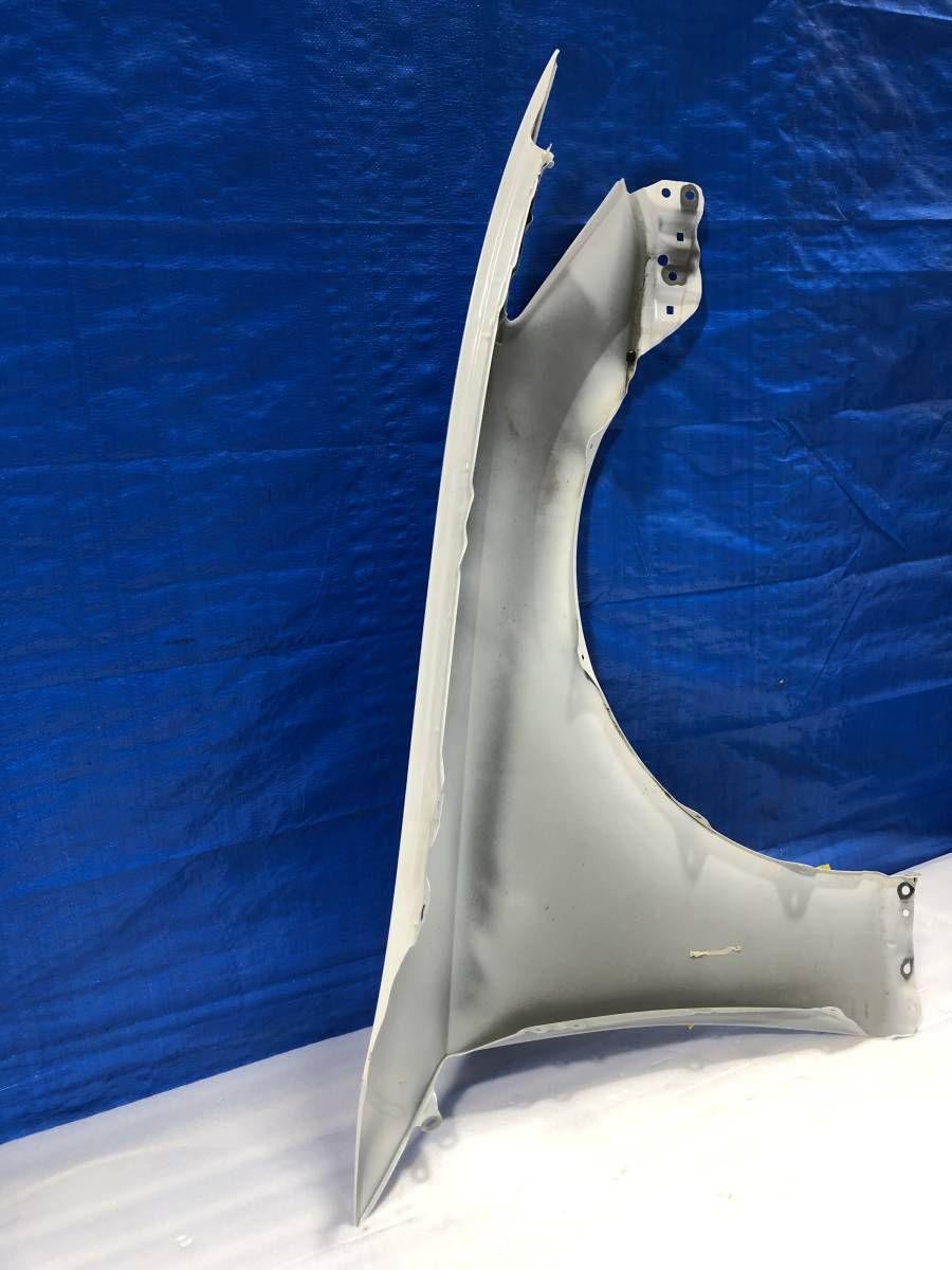 F282 CROWN クラウン アスリート 左 フェンダー GRS210/AWS210/ARS210 純正 色白(マツダ用)｜売買されたオークション情報、yahooの商品情報をアーカイブ公開 ...