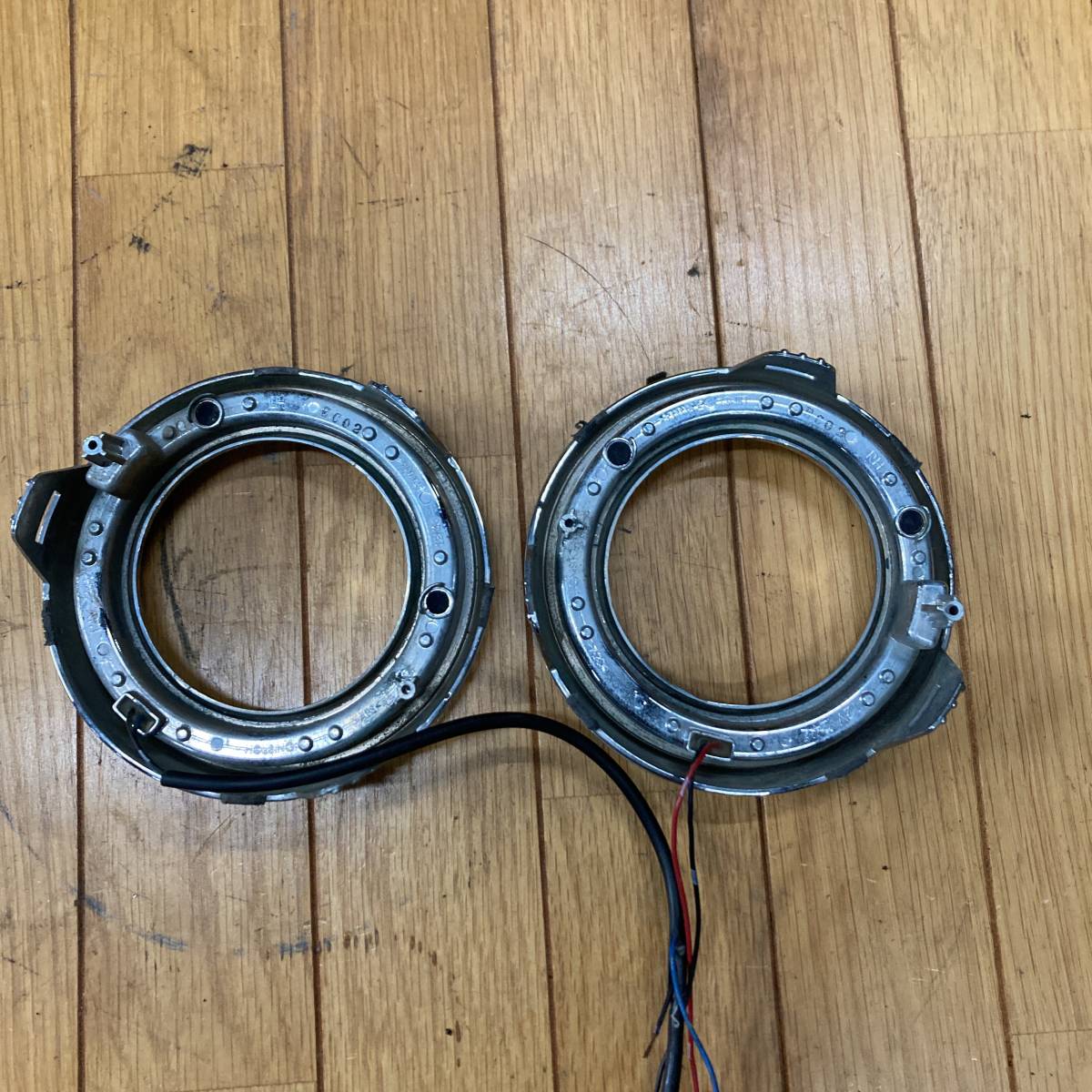 @ スバル レガシィアウトバック BS9 純正オプション LEDアクセサリーリングフォグランプカバー 左右セット ジャンク RT-6060 ...