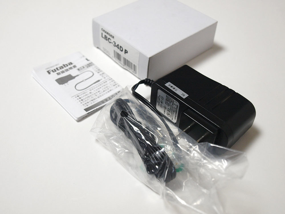 M813 フタバ LBC-34D P 充電器 使用歴不明 検：リフェ チャージャー 電池 バッテリー ラジコン 4PX 18SZ FUTABA ...