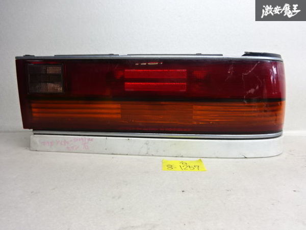 トヨタ 純正 YX80 マーク2 セダン 前期 テール ライト テールランプ 右 運転席側 TOYOTA 22-198 STANLEY 即納 ...