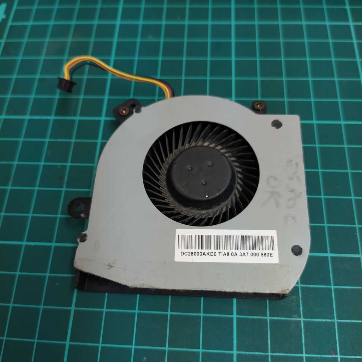 岐阜 即日発 送料198円~ Lenovo Thinkpad E430 E435 E430C E530 E535 対応用 CPU冷却ファン KSB05105HB-BJ94 DC05V 0 ...