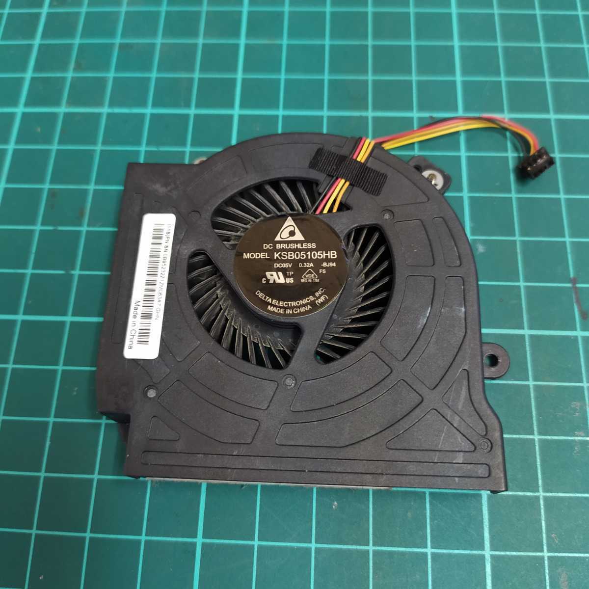 岐阜 即日発 送料198円~ Lenovo Thinkpad E430 E435 E430C E530 E535 対応用 CPU冷却ファン KSB05105HB-BJ94 DC05V 0 ...