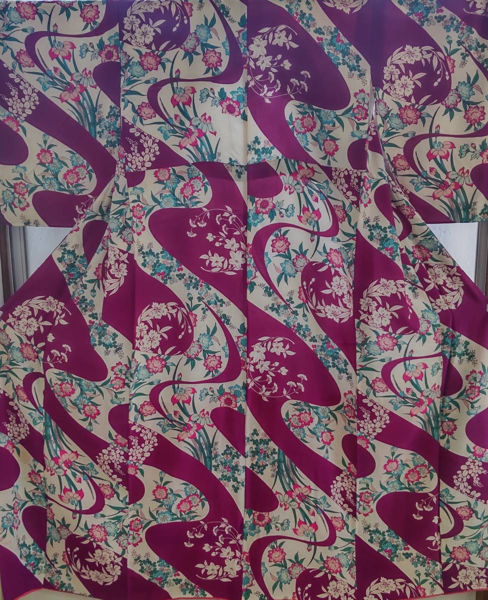 B：No 76 着物 小紋 流水に花柄 アヤメ な しこ 萩 紫色 身丈145cm 裄61cm 袖丈51cm(仕立て上がり)｜売買されたオークション情報、yahooの商品情報をアーカイブ公開 ...