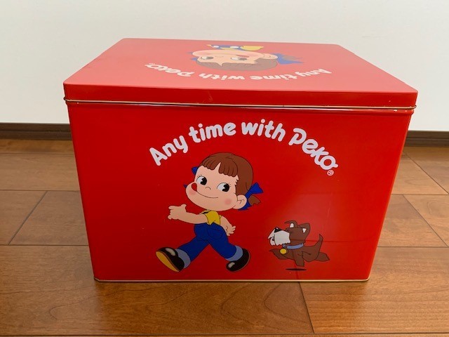 FUJIYA 不二家 ペコちゃん Any time with Peko 缶ボックス 品 ブリキ缶BOX 10円スタート(その他)｜売買されたオークション情報、yahooの商品情報をアーカイブ ...