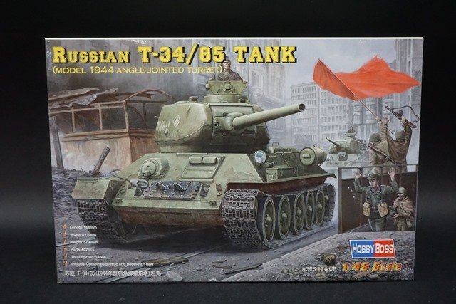HOBBYBOSS ホビーボス 1/48 ロシア軍 T-34/85 1944年型 ANGLE-JOINTED TURRET プラモデル ...