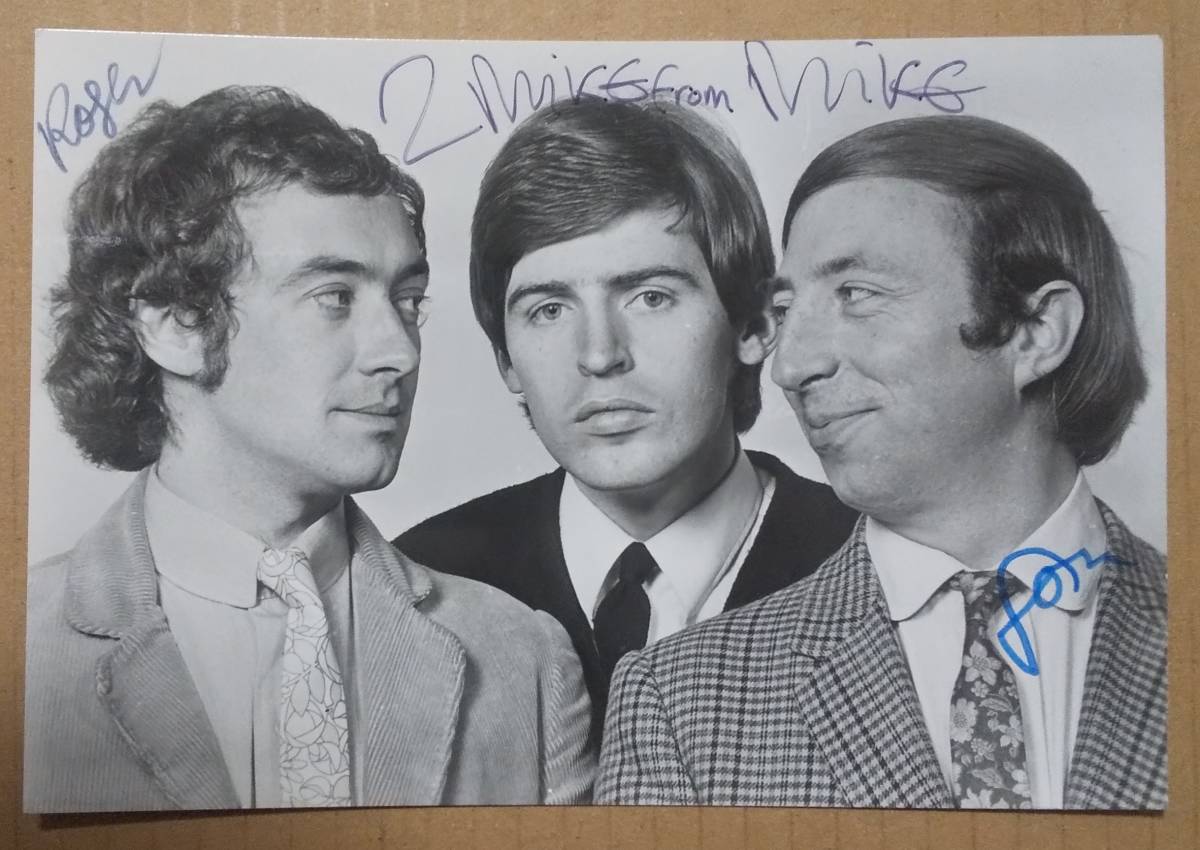 パブリシティ用写真に3人の直筆サイン Paul実弟 THE SCAFFOLD/Mike McGear Roger McGough John ...