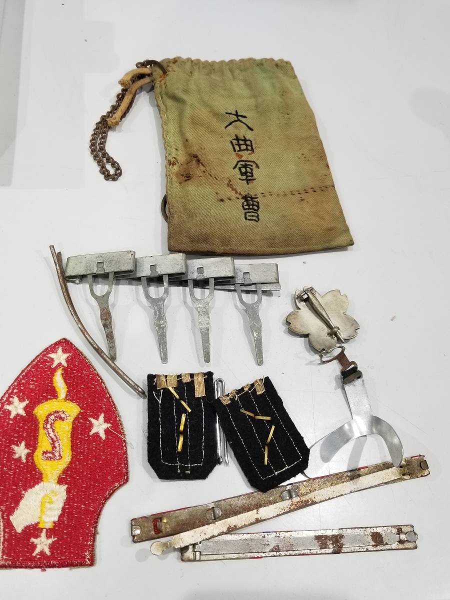 46936 激安 勲章 軍曹級 警察 憲兵 腕章 襟章 など勲章まとめ ビンテージ ミリタリー 品(勲章)｜売買されたオークション情報、yahooの商品情報をアーカイブ公開 - オークファン ...