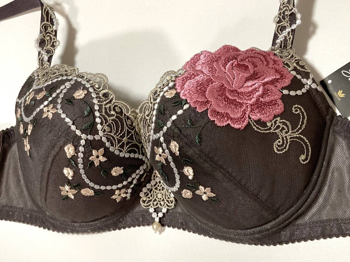 SALE サルート 真珠のティアラ GY ブラジャー E80 ワコール(80以上)｜売買されたオークション情報、yahooの商品情報をアーカイブ公開 - オークファン（aucfan.com）