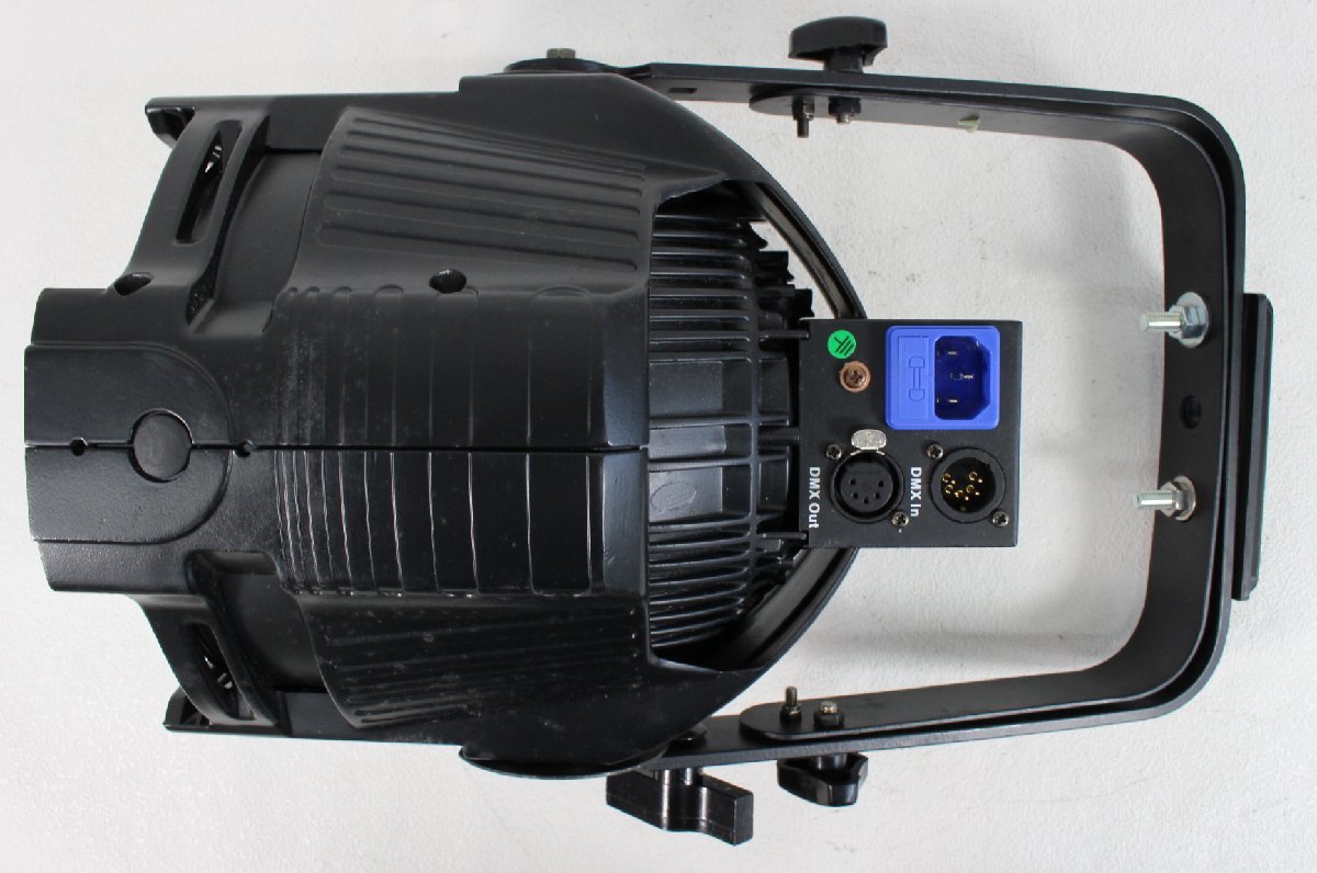 ジャンク品 ELATION OPTI TRI PAR イレーション LEDパーライト 難あり ステージ 舞台照明 2732454(その他 ...