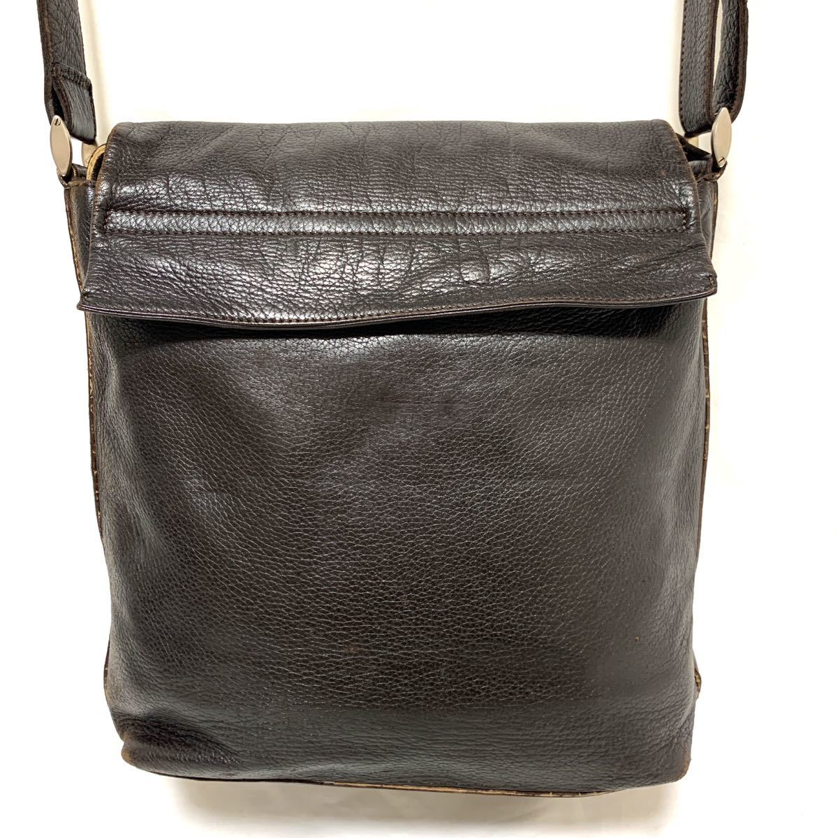 n40 1円〜 GIORGIO ARMANI A4入る ジョルジオ アルマーニ レザーバッグ ショルダーバッグ かばん 鞄 カバン 斜めがけ ...