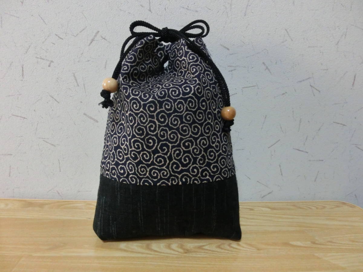 信玄袋 唐草模様 紺 和柄 手作り巾着 祭り に 26×20cm c ハンドメイド 合切袋 s243(和装小物)｜売買されたオークション情報、yahooの商品情報をアーカイブ公開 ...