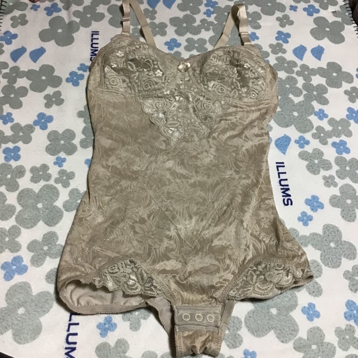 モカブラウン花柄ボディスーツ 補正下着 B 85L Lサイズ(Bカップ)｜売買されたオークション情報、yahooの商品情報をアーカイブ公開 - オークファン（aucfan.com）