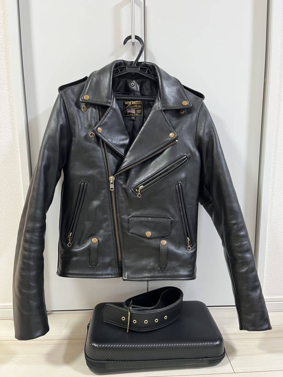 VANSONダブルライダースジャケットC2サイズ34バンソン革ジャン(ライダースジャケット)｜売買されたオークション情報、yahooの商品情報をアーカイブ公開 - オークファン（aucfan.com）