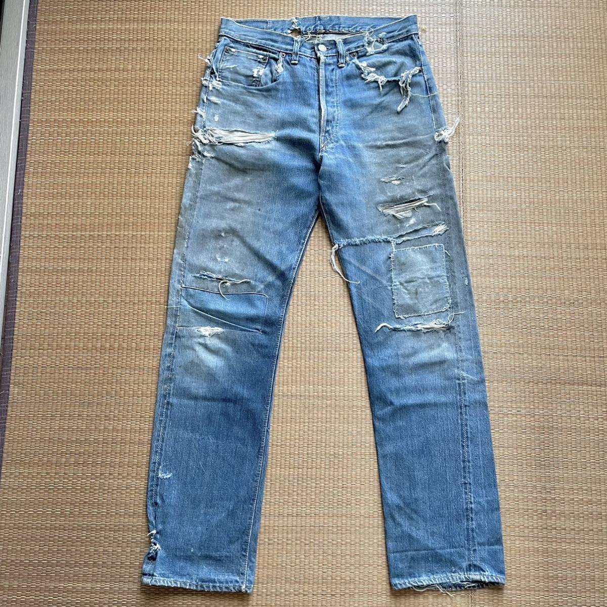 ビンテージ Levi’s 501 ダメージデニム リーバイス501 xx big E 66 赤耳 グランジ 古着(W32)｜売買されたオークション情報、yahooの商品情報をアーカイブ公開 ...