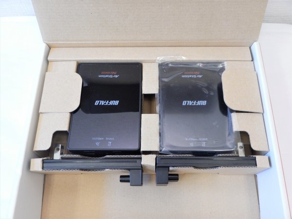 5693 BUFFALO WLAE-AG300N/V2 2台セット ネットワーク テレビ ワイヤレス Wi-Fi 簡単無線化 エアステーション ...