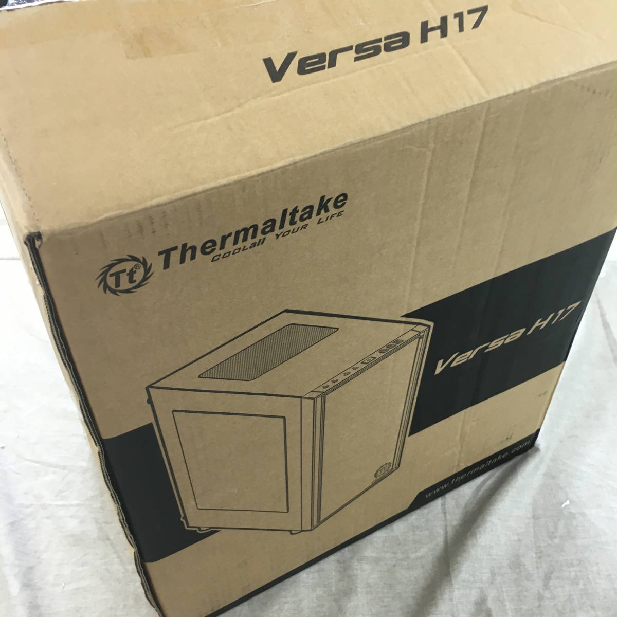 現状品 Thermaltake アルミニウム ブラック Versa H17 ミニタワー型PCケース CS7096 CA-1J1-00S1NN ...