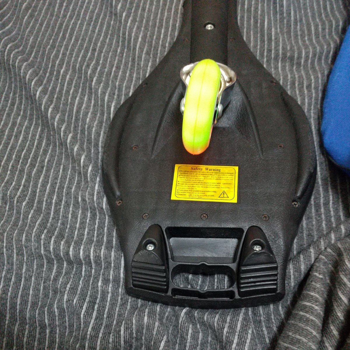 エスボード スケボー クロス 十字架 LED ESSBoard Jボード 光る タイヤ 十字架柄 ブラック 黒 ブレイブボード リップスティック(スケートボード)｜売買されたオークション情報 ...