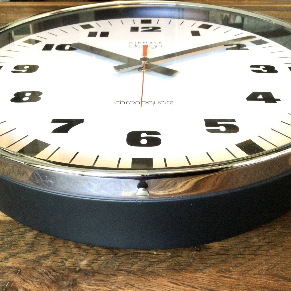 1970年代前期 ドイツ KIENZLE クロノクオーツ 大型掛時計(アナログ)｜売買されたオークション情報、yahooの商品情報をアーカイブ公開 - オークファン（aucfan.com）