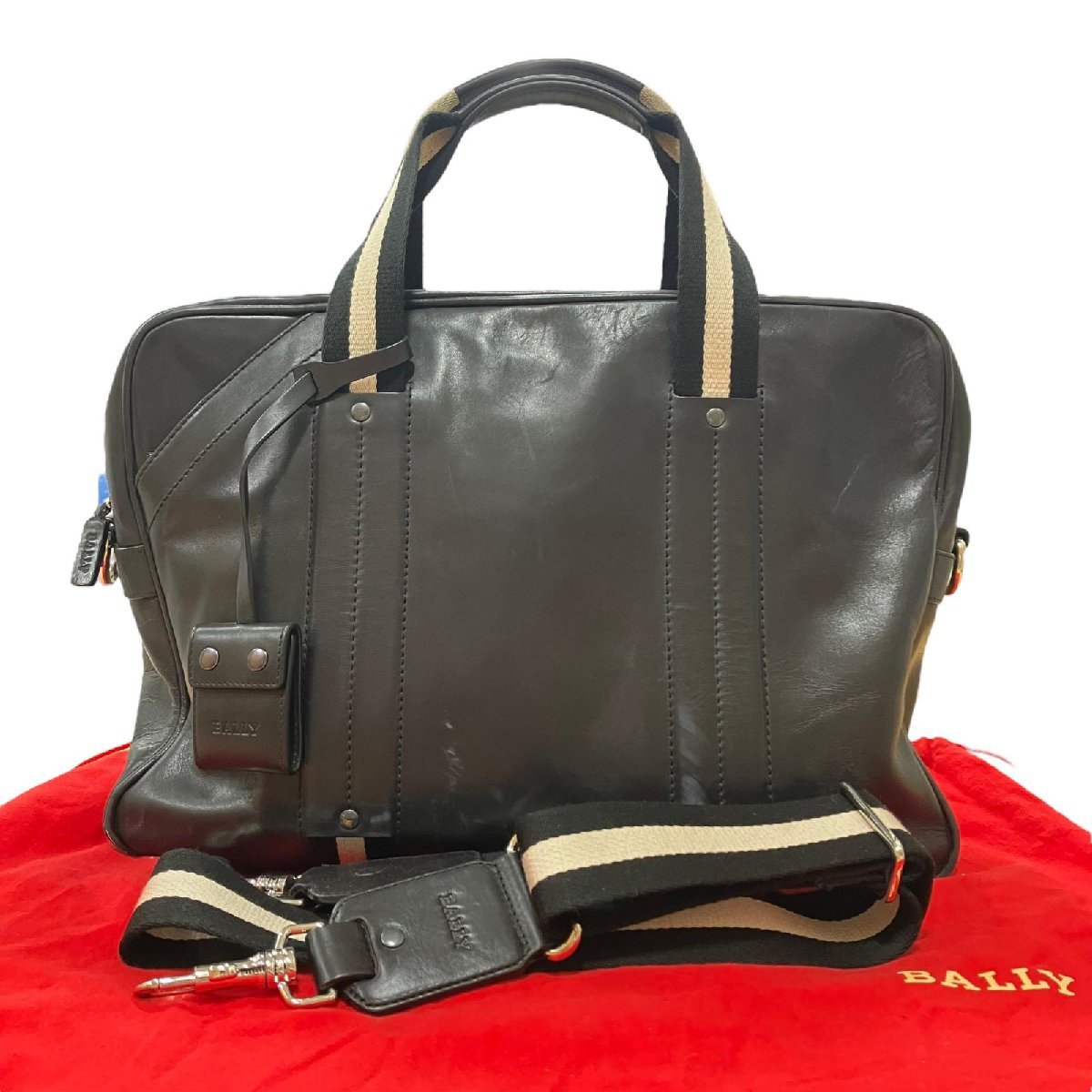 BALLY バリー レザー ブリーフケース ブラック(かばん、バッグ)｜売買されたオークション情報、yahooの商品情報をアーカイブ公開 - オークファン（aucfan.com）