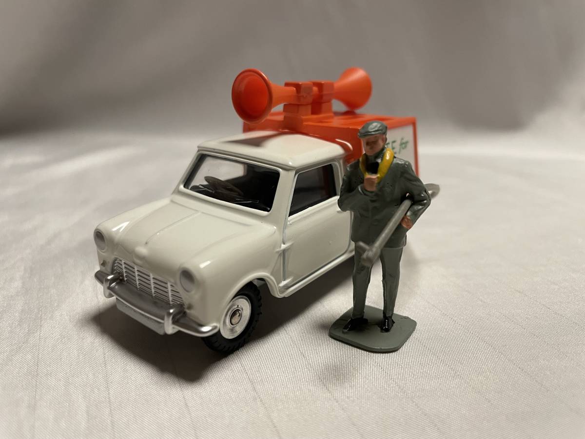 DAN-TOYS DAN291 ELECTION MINI VAN ミニヴァン 白 DINKY TOYS 内装色 限定品(ディンキー)｜売買さ ...