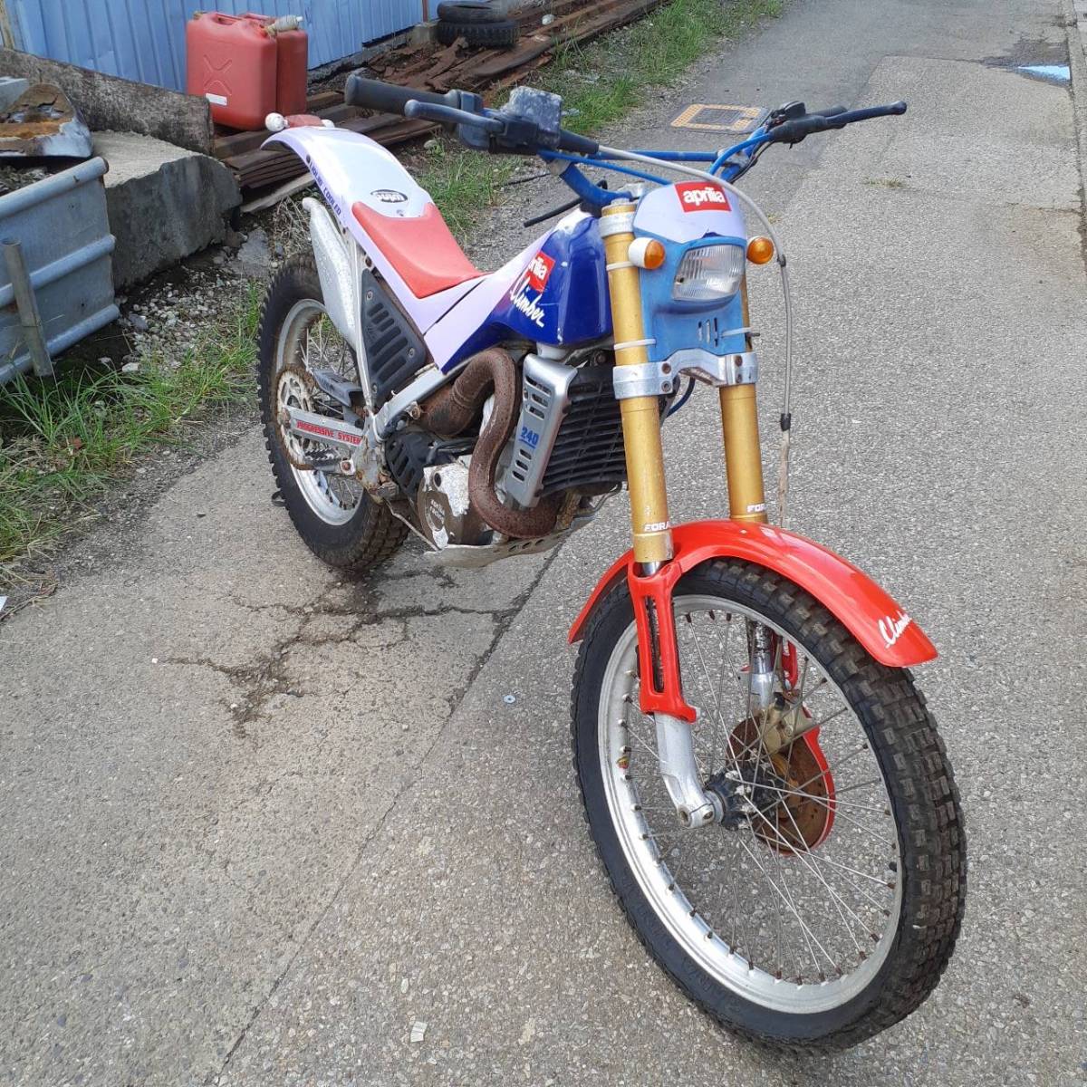 アプリリア240 クライマー 部品現状車 検 KLX KDX KLX DT XT TLR TLM TL KMX セロー Dトラッカー オフ ...