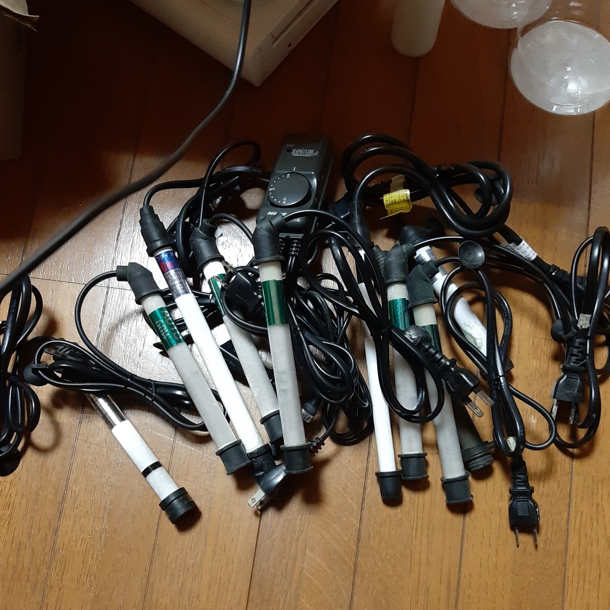 水槽用ヒーター 画像全て サーモヒーター ニッソー コトブキ GEX(ヒーター)｜売買されたオークション情報、yahooの商品情報をアーカイブ公開 - オークファン（aucfan.com）