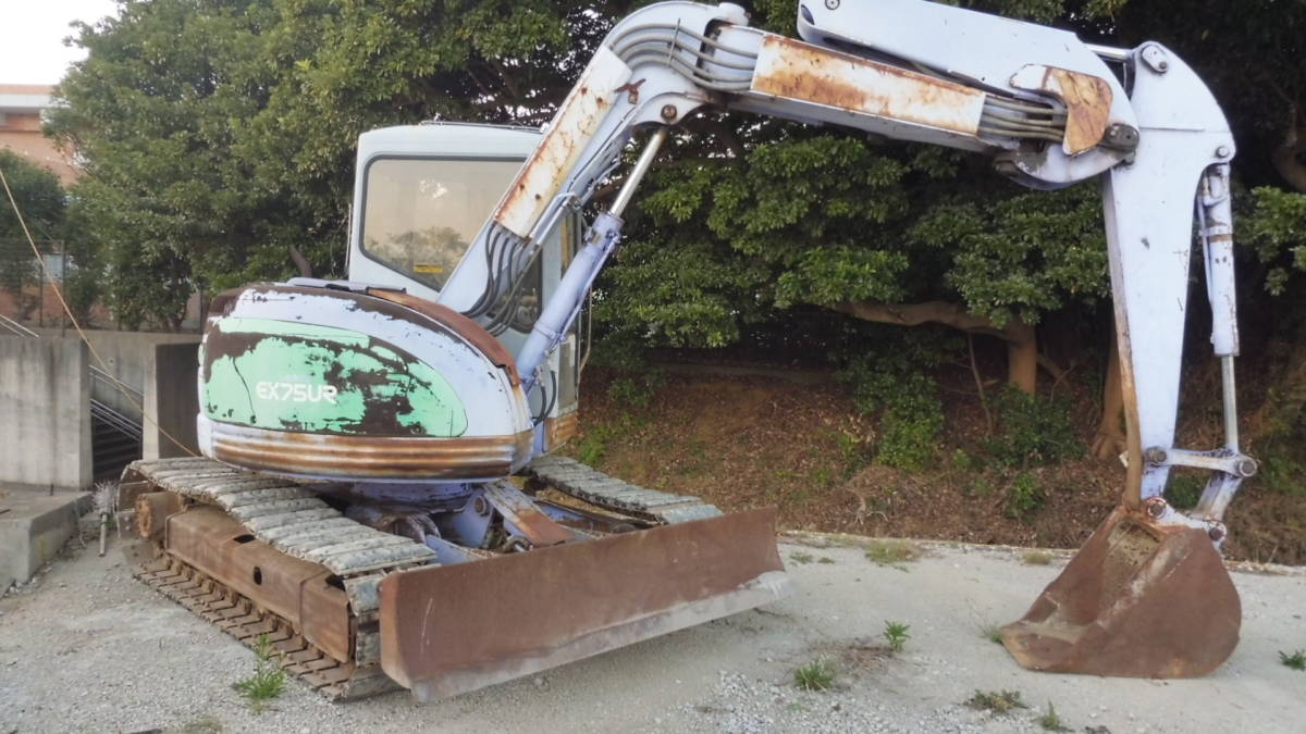 日立EX75UR-3 油圧ショベル ユンボ HITACHI(建設機械、重機)｜売買されたオークション情報、yahooの商品情報をアーカイブ公開 ...