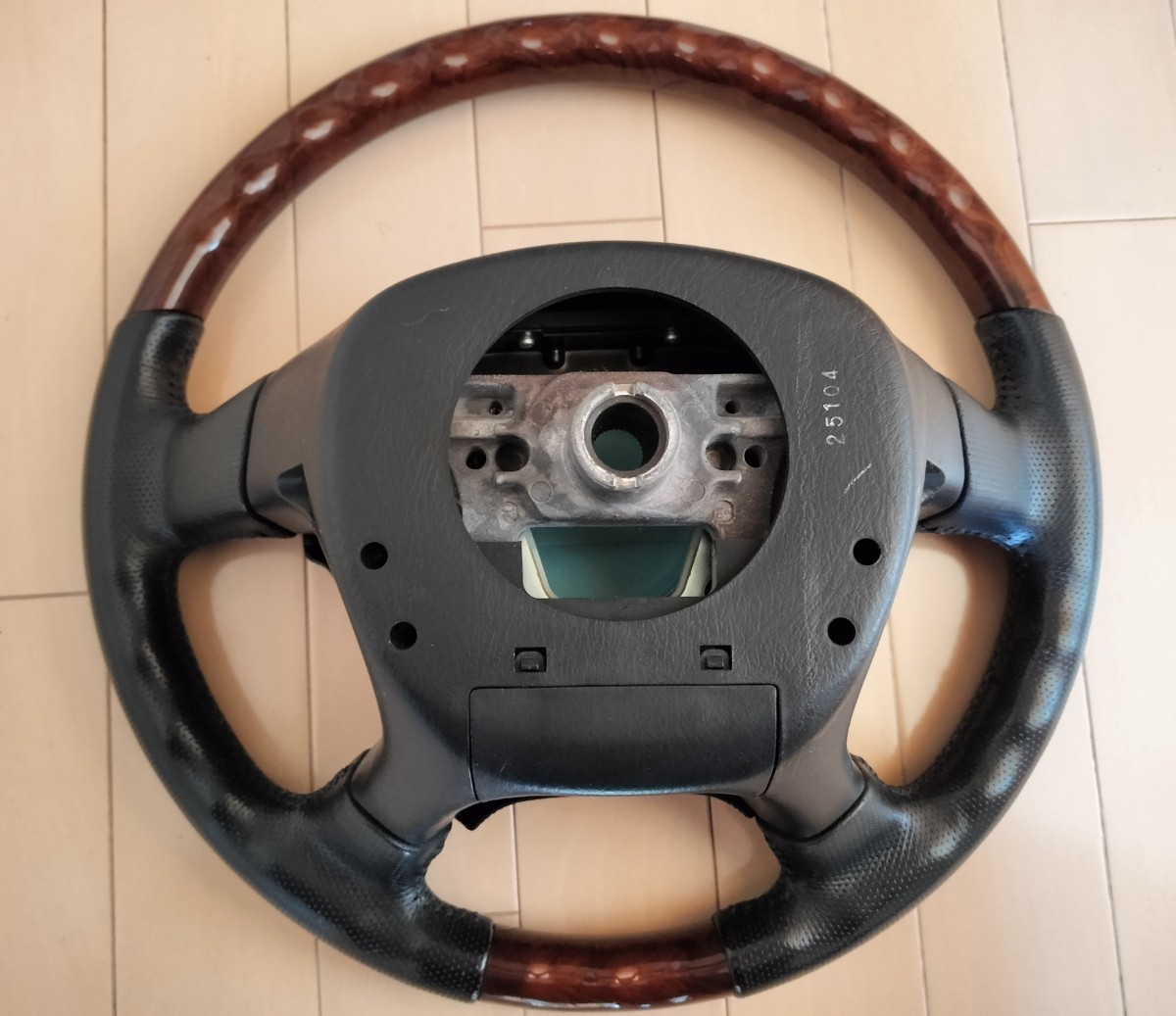 ホンダ 純正 RN3 ストリーム ステアリング ウッド×レザー ハンドル ウッドコンビ レザーステアリング(ステアリング、ハンドル本体)｜売買されたオークション情報、yahooの商品情報を ...