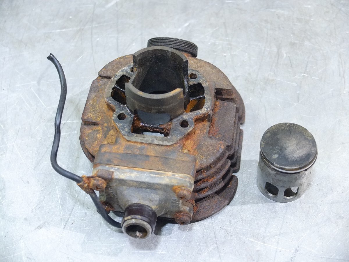 フォーゲル 4U1-エンジン/シリンダー&ピストン/ジャンク加工用に/ポッケ/2(エンジン本体)｜売買されたオークション情報、yahooの商品 ...