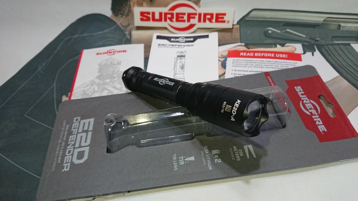 SUREFIRE E2D DEFENDER ULTRA 1000/5 LUMEN DUAL OUTPUT Used シュアファイアー ...