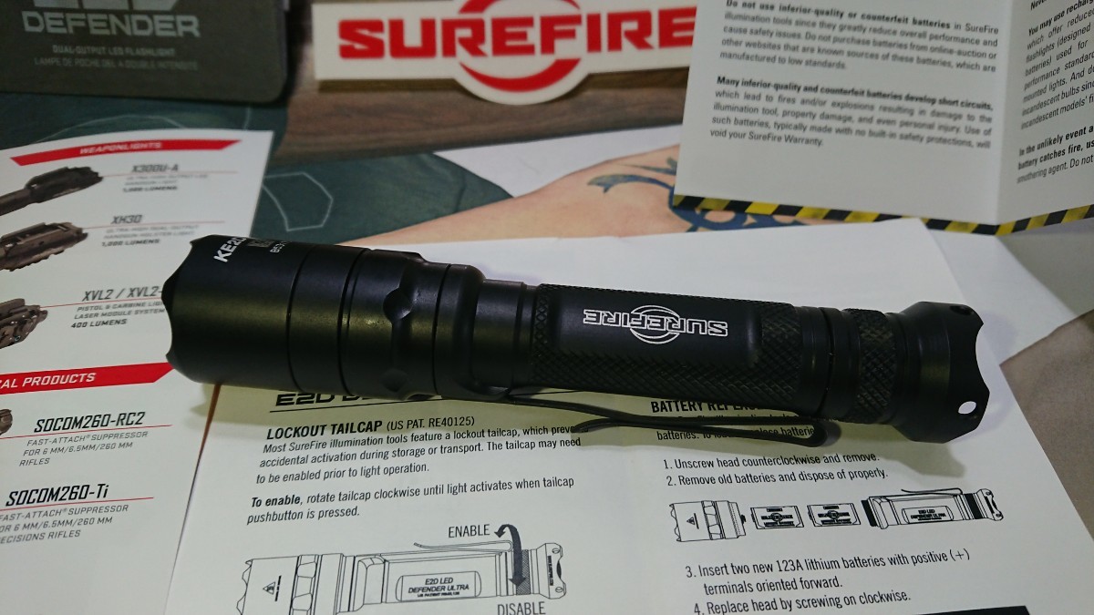 SUREFIRE E2D DEFENDER ULTRA 1000/5 LUMEN DUAL OUTPUT Used シュアファイアー ...