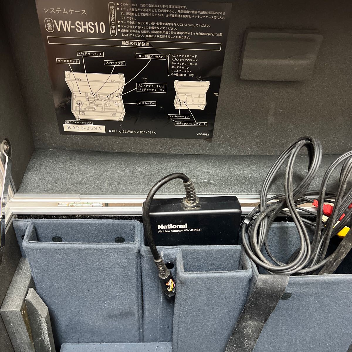 Panasonic パナソニック S-VHSビデオカメラ NV-M10000 2CCD VIDEO(パナソニック)｜売買されたオークション情報 ...