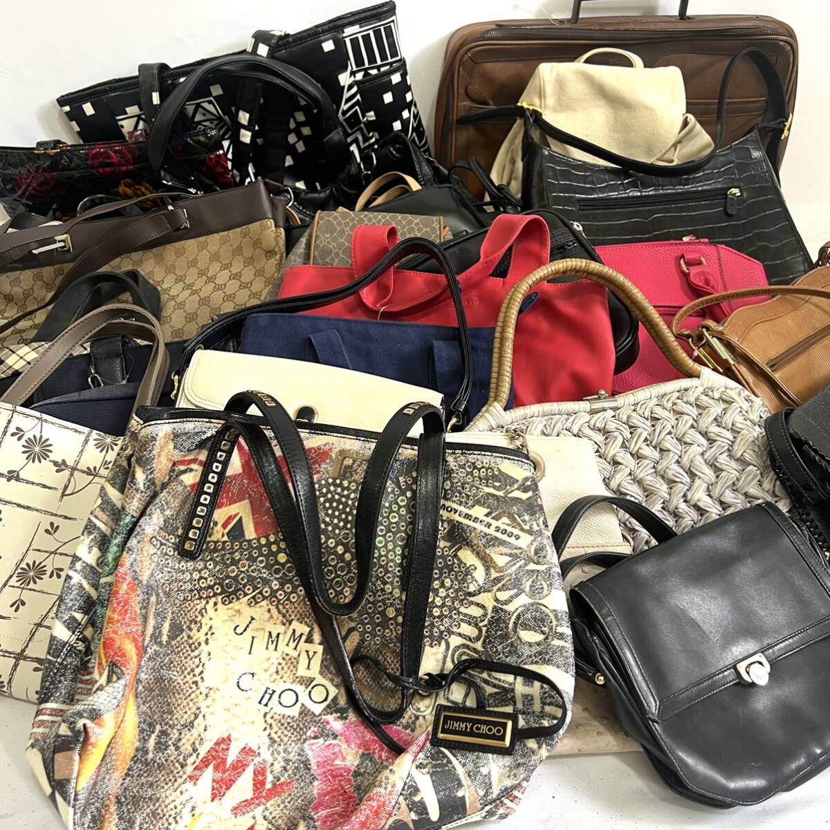 大量 27点 GUCCI グッチ Jimmy Choo ジミーチュウ等 セット まとめ バッグ かばん ポーチ(オールドグッチ)｜売買された ...