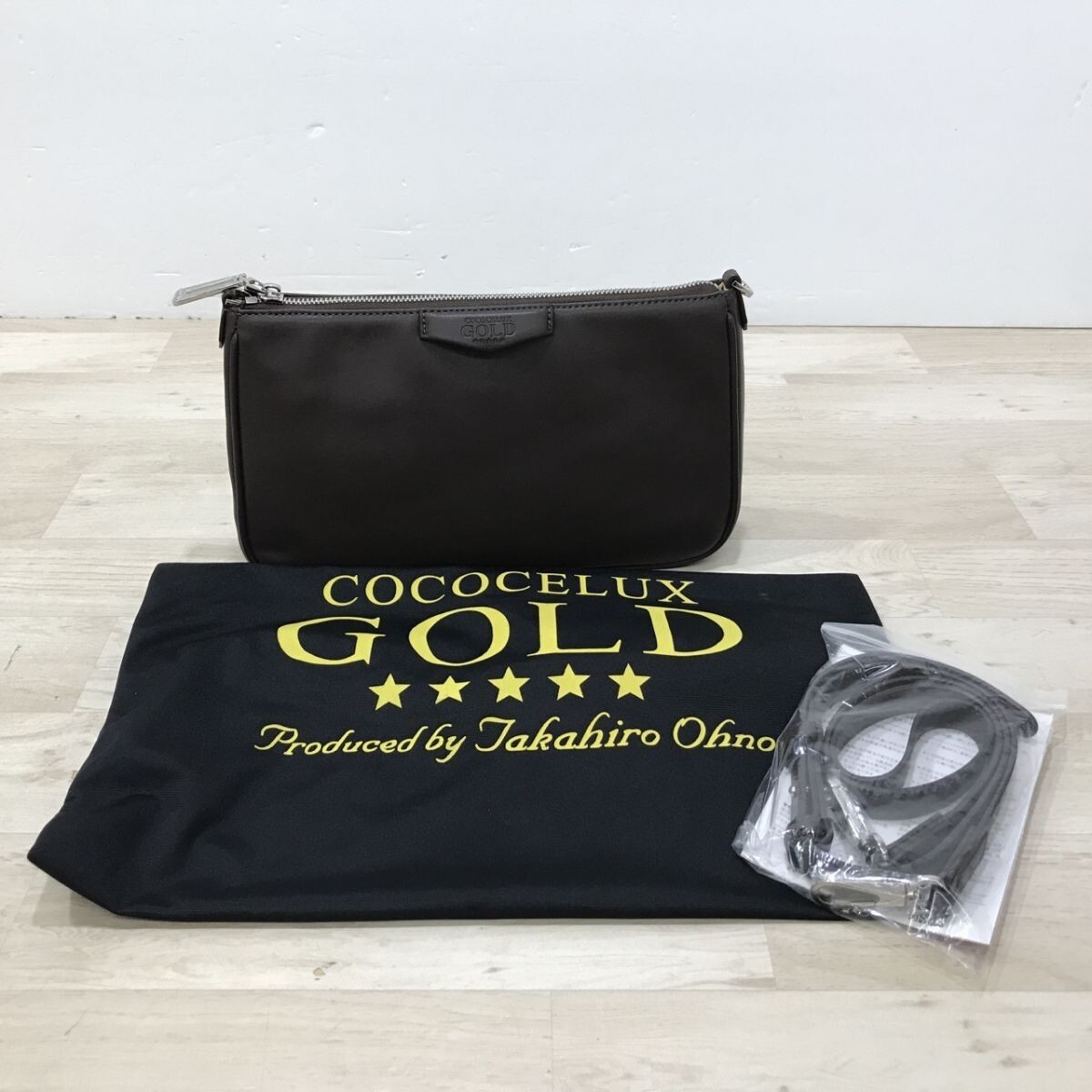 COCOCELUX GOLD ココセリュックスゴールド バッグ ショルダーバッグ レザー ブラウン系 C4235(皮革製)｜売買されたオークション情報、yahooの商品情報をアーカイブ公開 ...