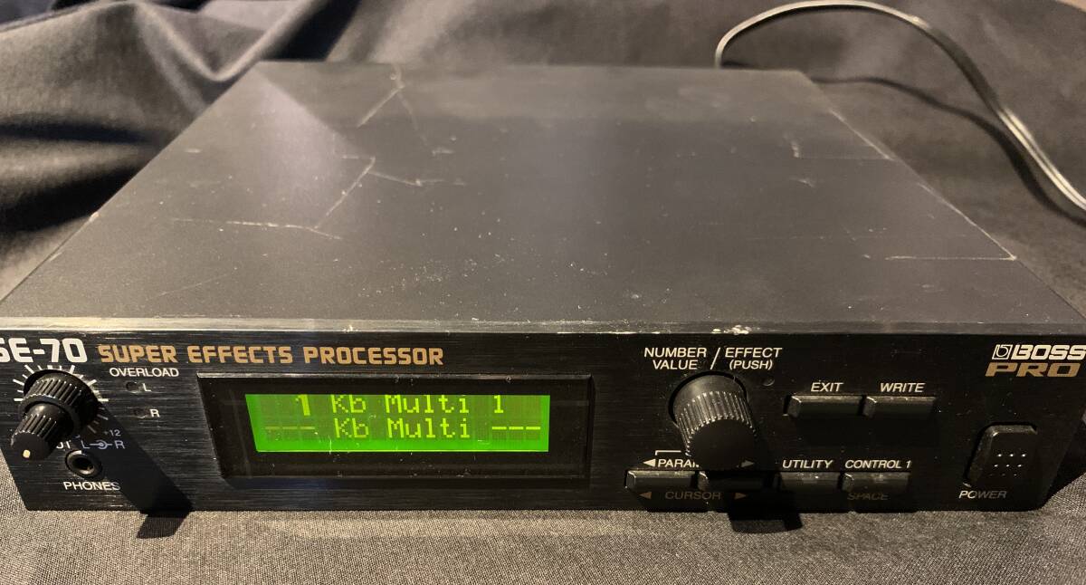 BOSS エフェクター SE70(エフェクター)｜売買されたオークション情報、yahooの商品情報をアーカイブ公開 - オークファン ...