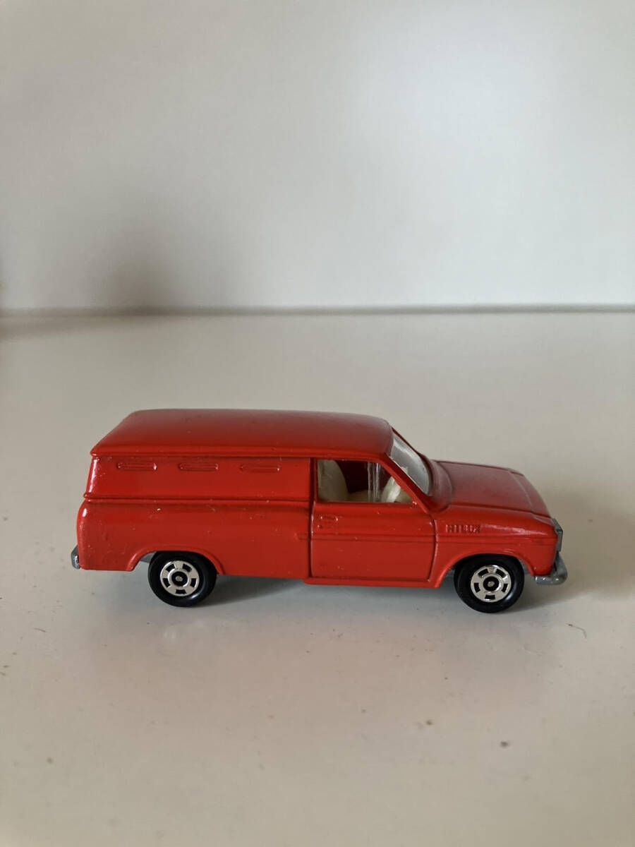 トミカ No64 トヨタ ハイラックス郵便局 T-21 1Eホイール 日本製黒箱(商用車、公用車)｜売買されたオークション情報、yahooの ...