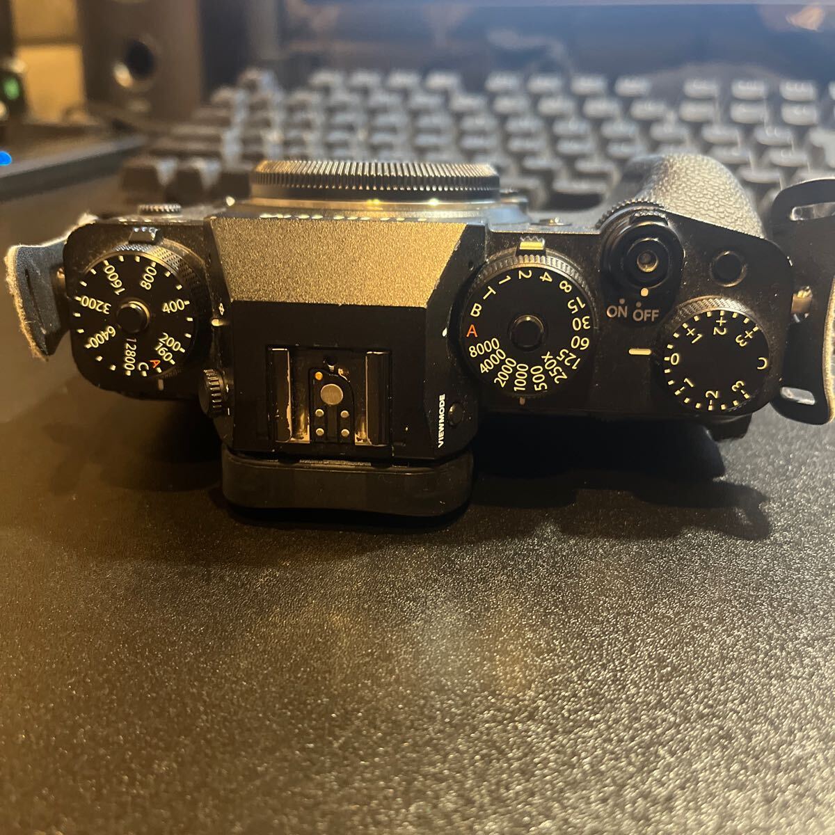 富士フィルム FUJIFILM ボディ X-T4(富士フイルム)｜売買されたオークション情報、yahooの商品情報をアーカイブ公開 - オークファン（aucfan.com）