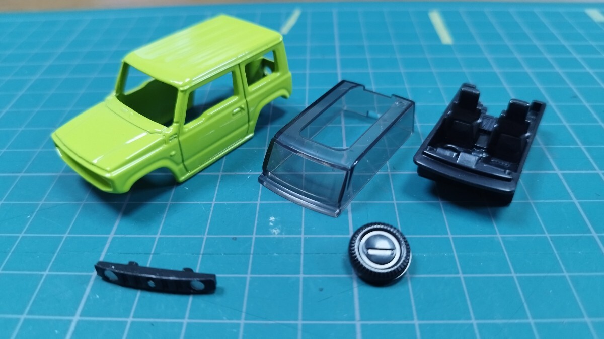 トミカ ジムニー JB64 カスタムペイント品 純正色 ZVG シフォンアイボリーメタリック(乗用車)｜売買されたオークション情報、yahooの商品情報をアーカイブ公開 - オークファン ...