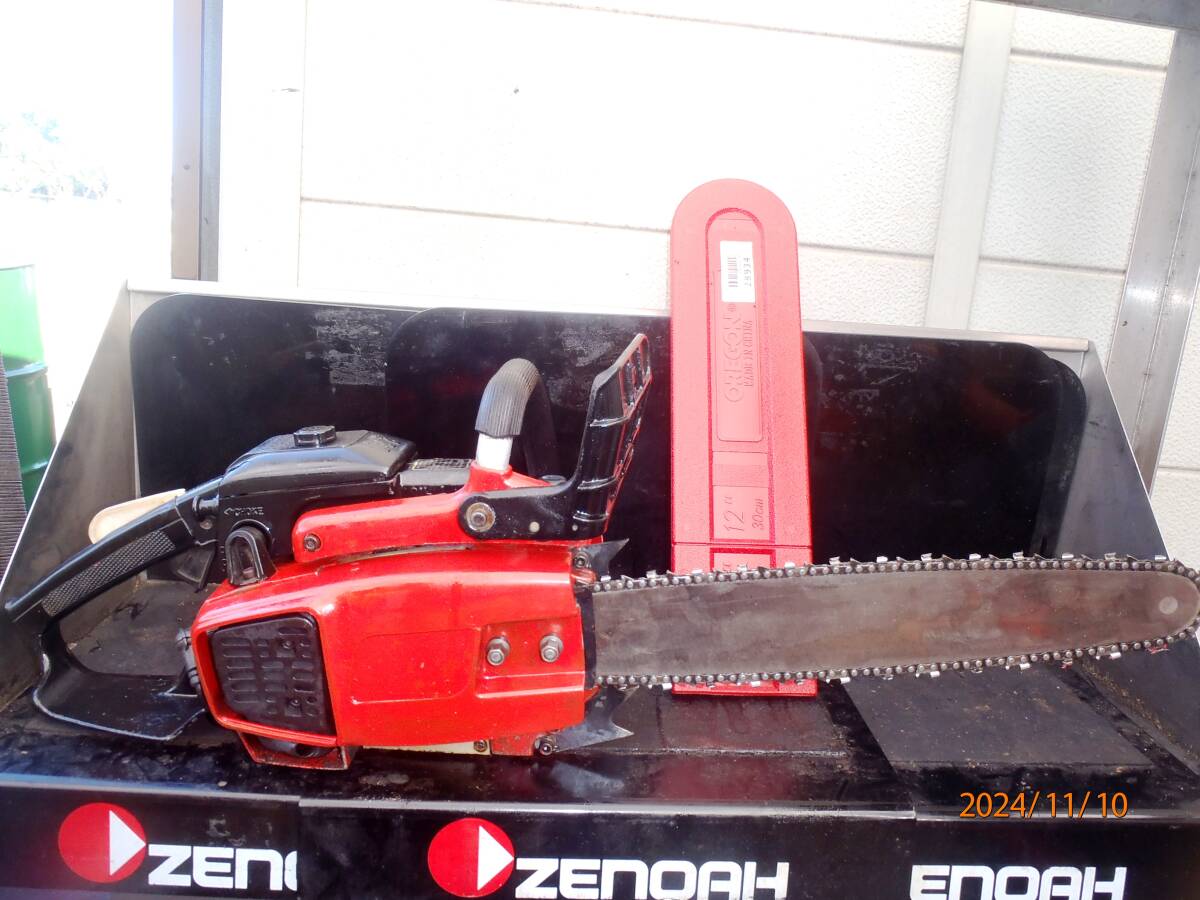 良好 プロ機 35 5㏄ :長年の現行名機 新ダイワ New E350AV ハードノーズバー14インチ 整備済 好調 動画有 刃カバー付属(チェーンソー)｜売買されたオークション情報 ...