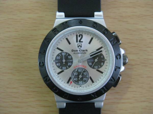 Don CLark ダン クローク アルミニウムケース 腕時計(その他)｜売買されたオークション情報、yahooの商品情報をアーカイブ公開 ...
