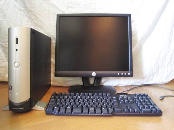 DELL Dimension 4700C 19インチモニタ メモリ1GB HDD160GB(モニタセパレート型)｜売買されたオークション情報 ...